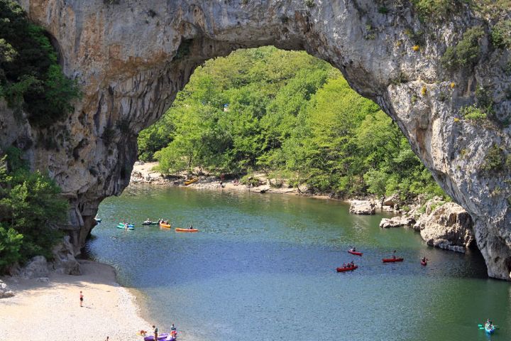 Photos and Images of the Gorges de l'Ardèche River in France