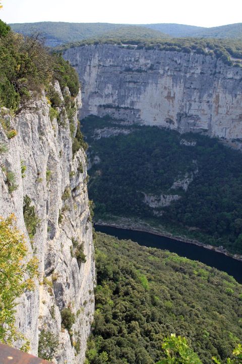 Photos and Images of the Gorges de l'Ardèche River in France
