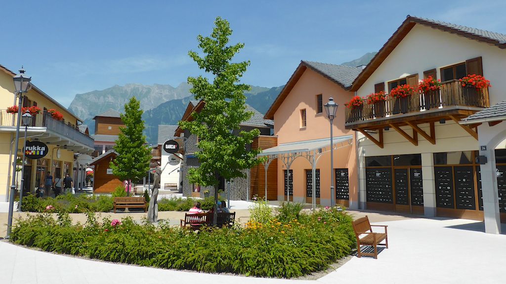 Save at the Landquart Outlet Shopping Mall in Switzerland