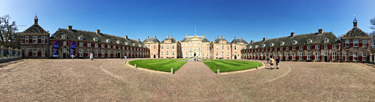 Visit Paleis Het Loo Palace in Apeldoorn, Netherlands