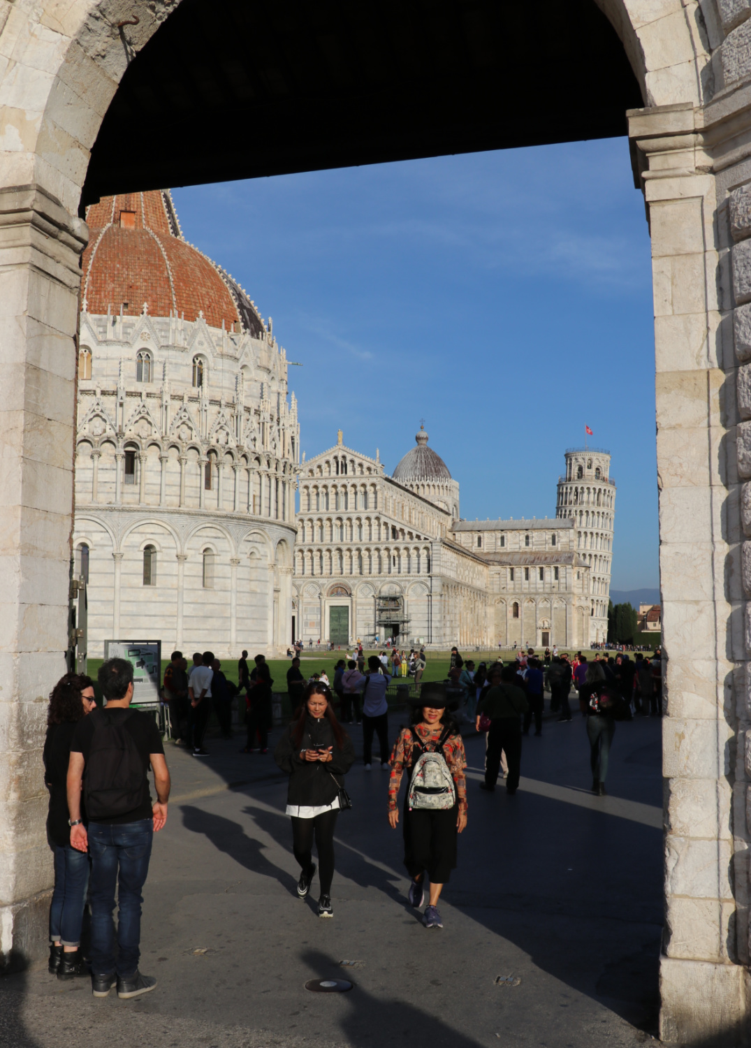 Public Transportation and Tours to the Leaning Tower of Pisa