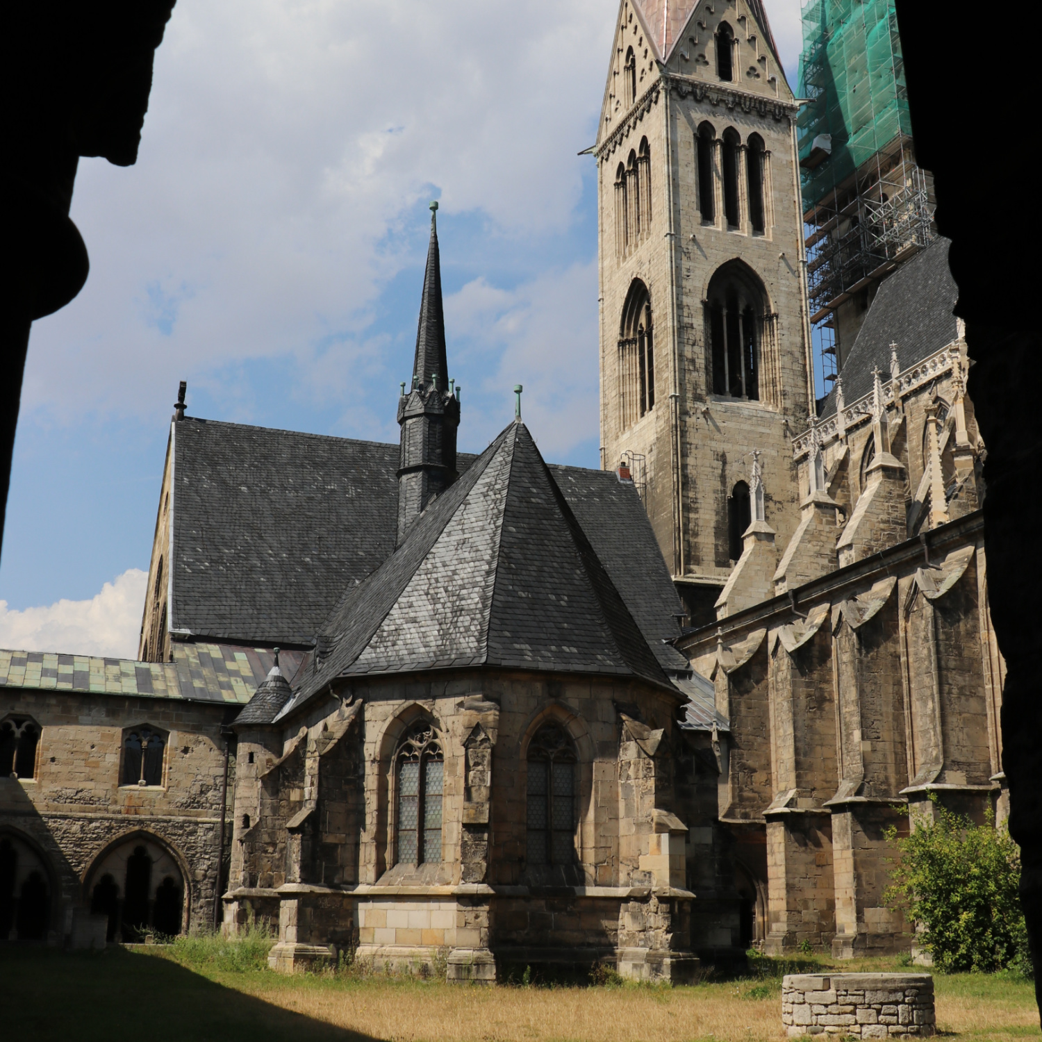 Visit the Dom zu Halberstadt with Cathedral Treasury (Domschatz) in Germany