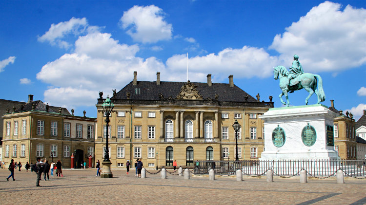Visit The Amalienborg Palace Museum In Copenhagen