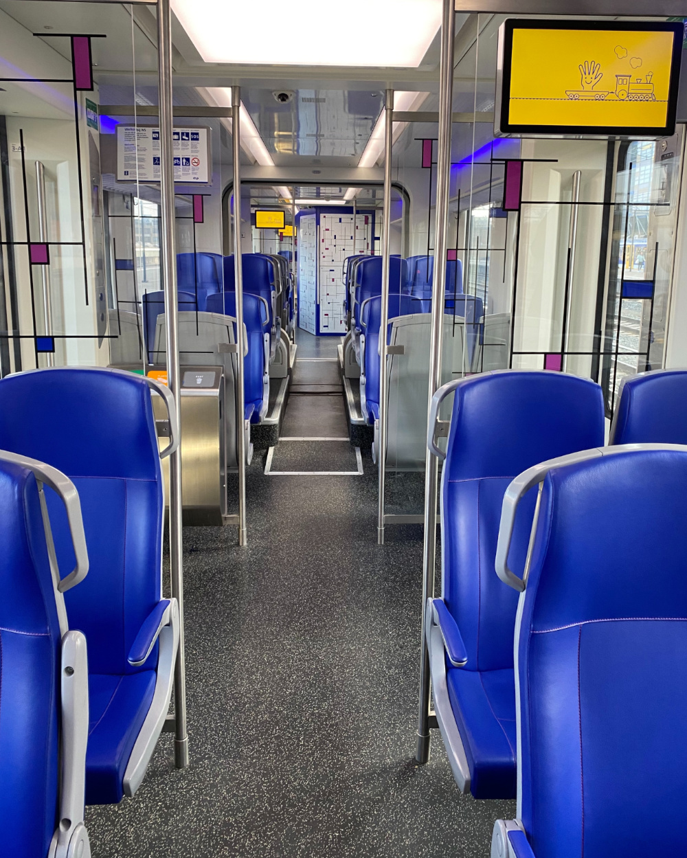 Save with an Amsterdam Public Transportation Travel Card Ticket Pass