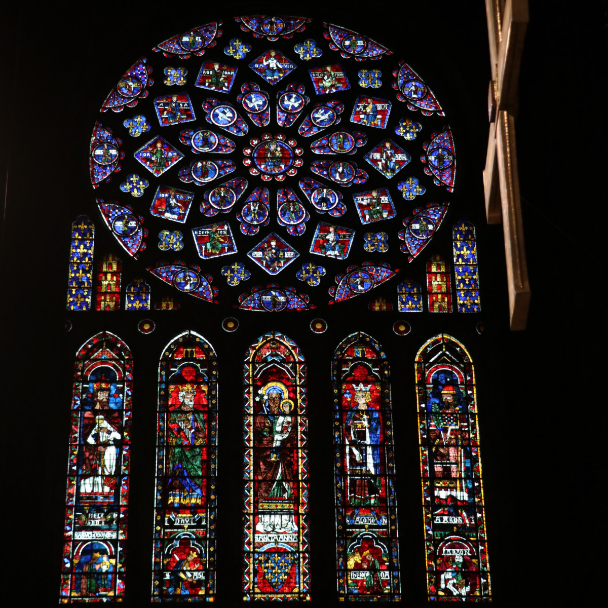 Cheap Transportation to Chartres Cathedral and Day-Trip Tours from Paris