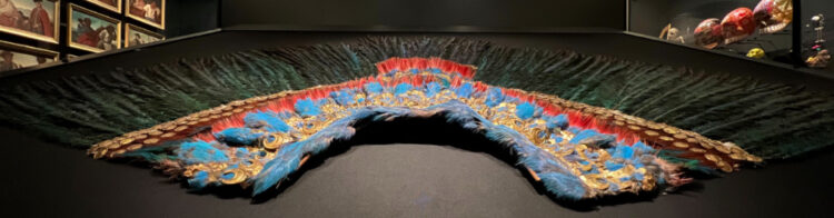 See Moctezuma's Feather Headdress from Mexico in the Weltmuseum Vienna
